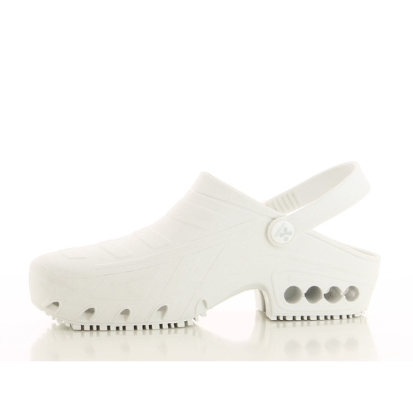 Autoclavable Medical Shoe White | Oxypas